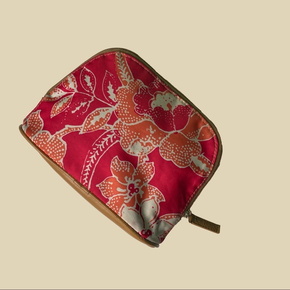 Estee Lauder | Bags | Estee Lauder Retro Cosmetic Pouch | Poshmark